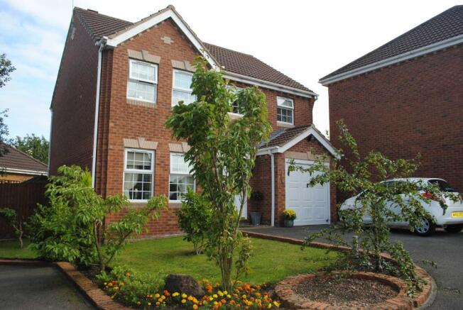 4 Bedroom Detached House For Sale In Juniper Way Bradley Stoke