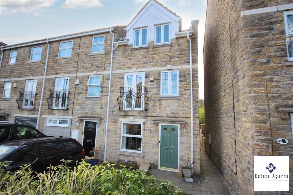 4 bedroom end of terrace house for sale in Normanton Spring Road ...