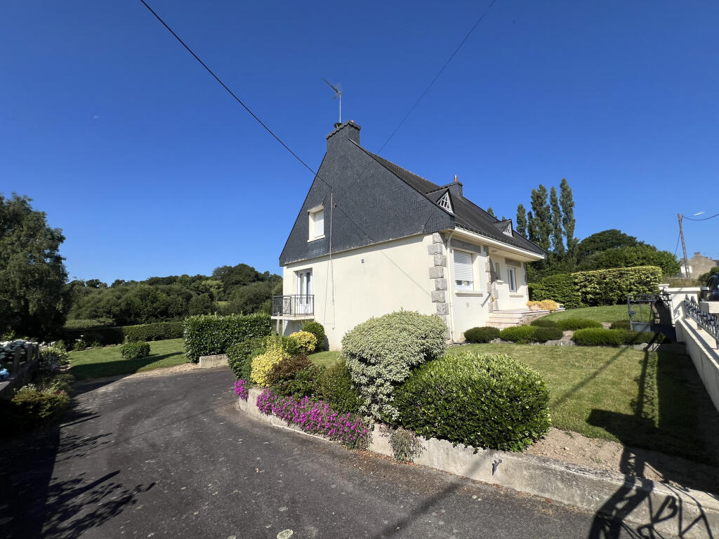 4 bedroom village house for sale in Ploerdut, Bretagne, 56160, France