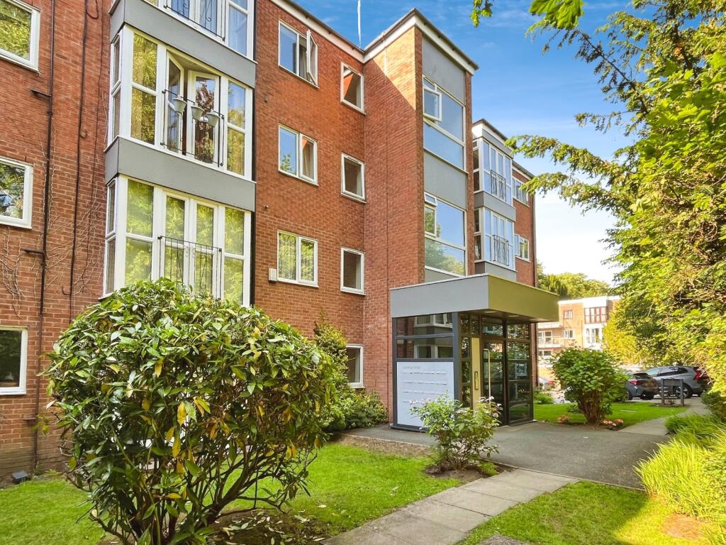 2 bedroom flat for sale in Mersey Road, West Didsbury, Greater ...