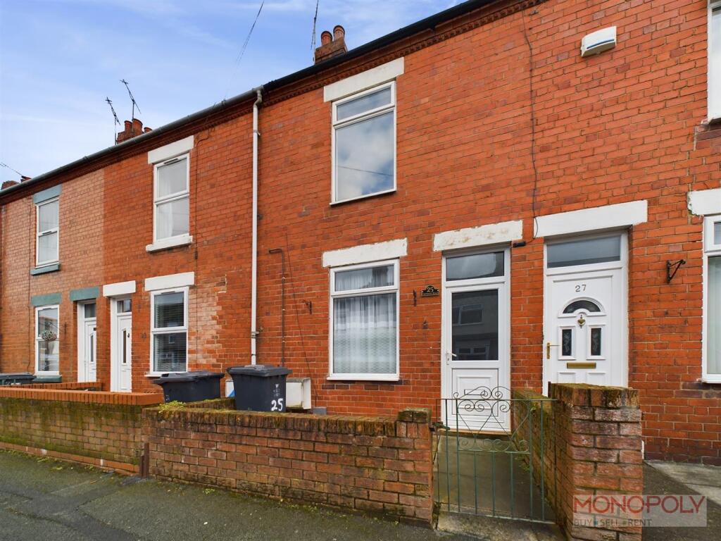 2 bedroom terraced house for sale in Empress Road, Wrexham, LL13