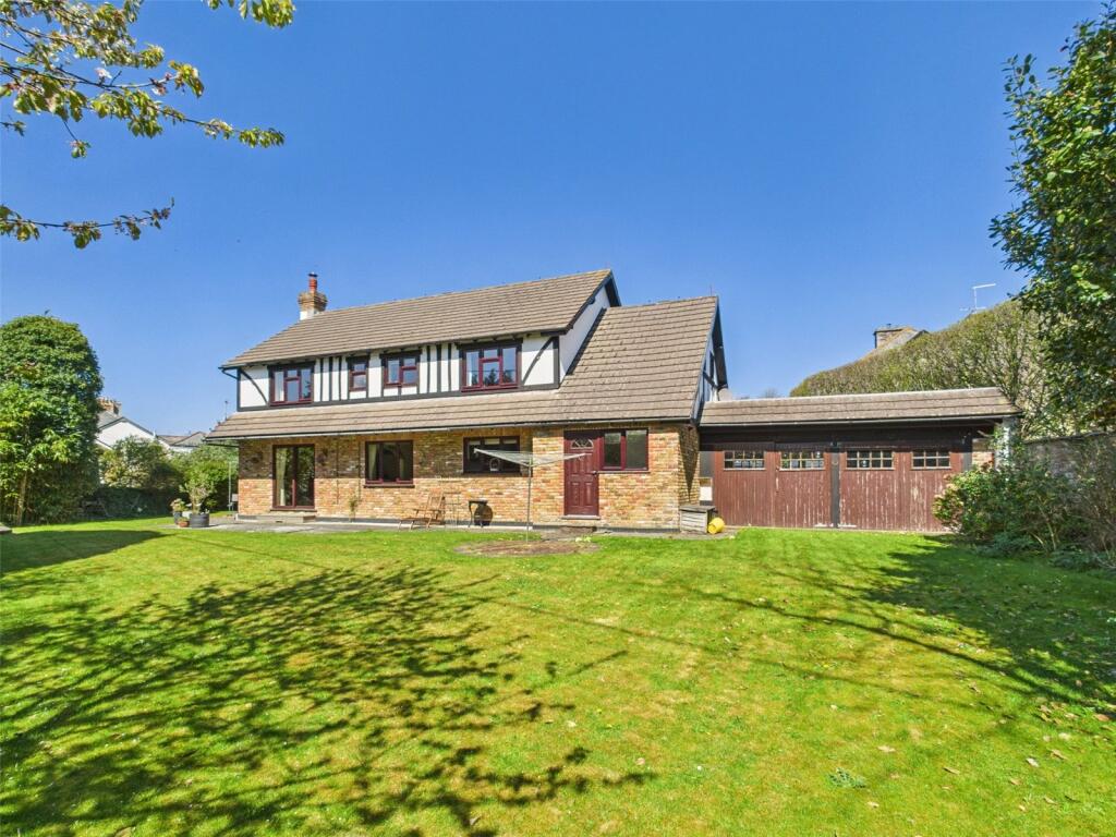 5 bedroom detached house for sale in Egloshayle Road, Wadebridge ...