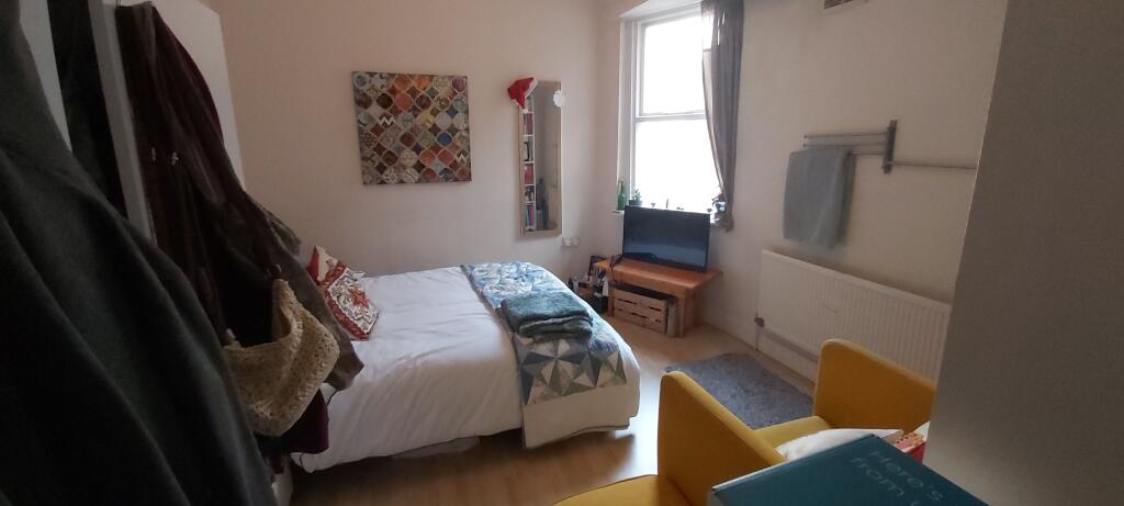 8 bedroom house share for rent in Claude Place, Roath, Cardiff, CF24