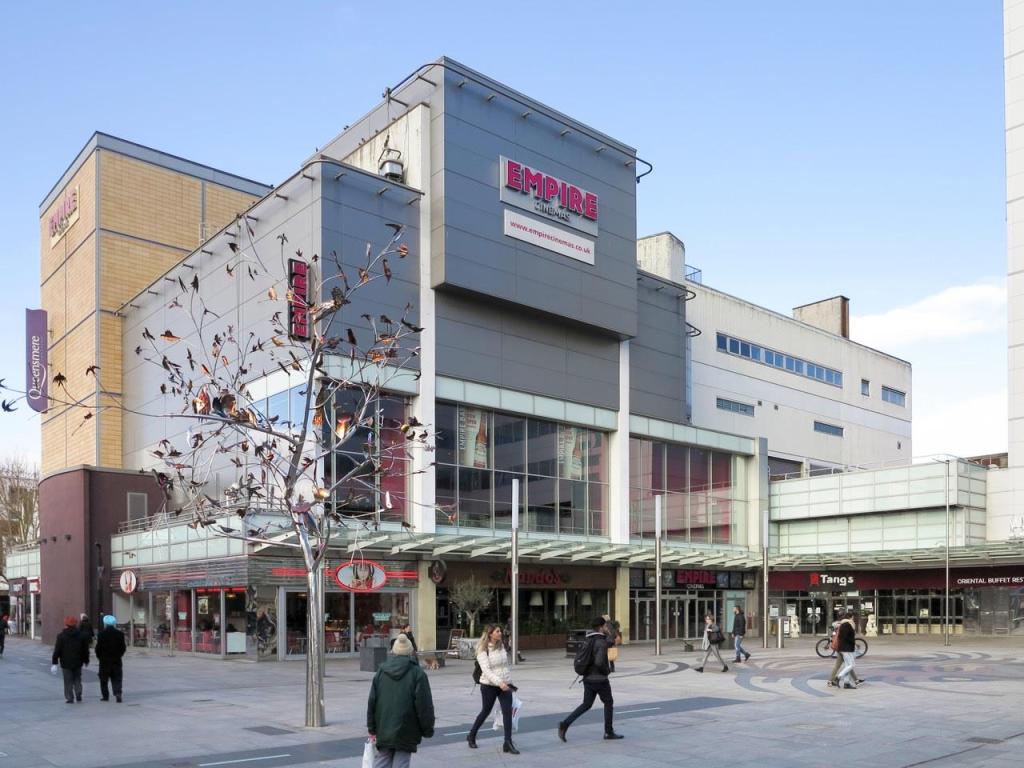 Office to lease in Bath Road, Slough, SL1 4DX, SL1