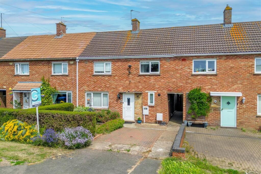 3 bedroom terraced house for sale in Orlingbury Road, Pytchley, NN14