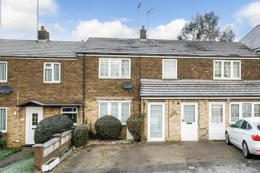 3 bedroom terraced house for sale in Jupiter Drive, Hemel Hempstead ...