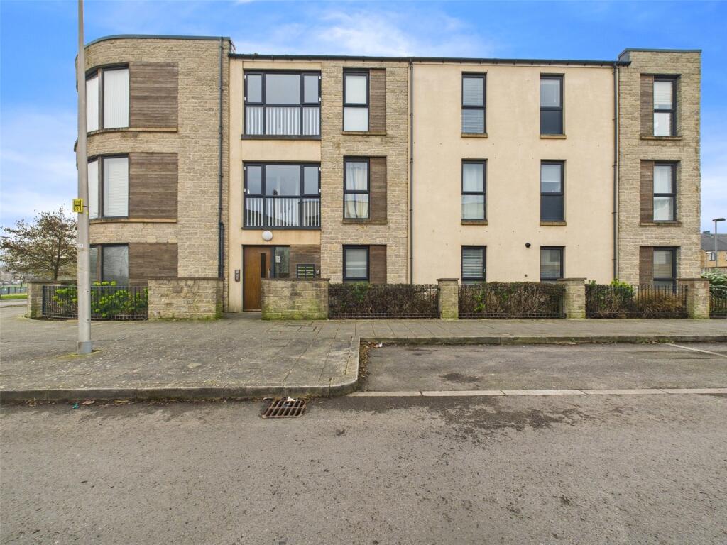 2 bedroom apartment for sale in Cranwell Road, Locking Parklands ...