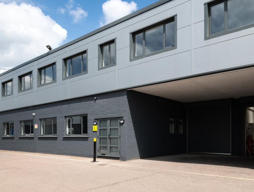 Light industrial facility to lease in Unit L, Penfold Industrial Park ...