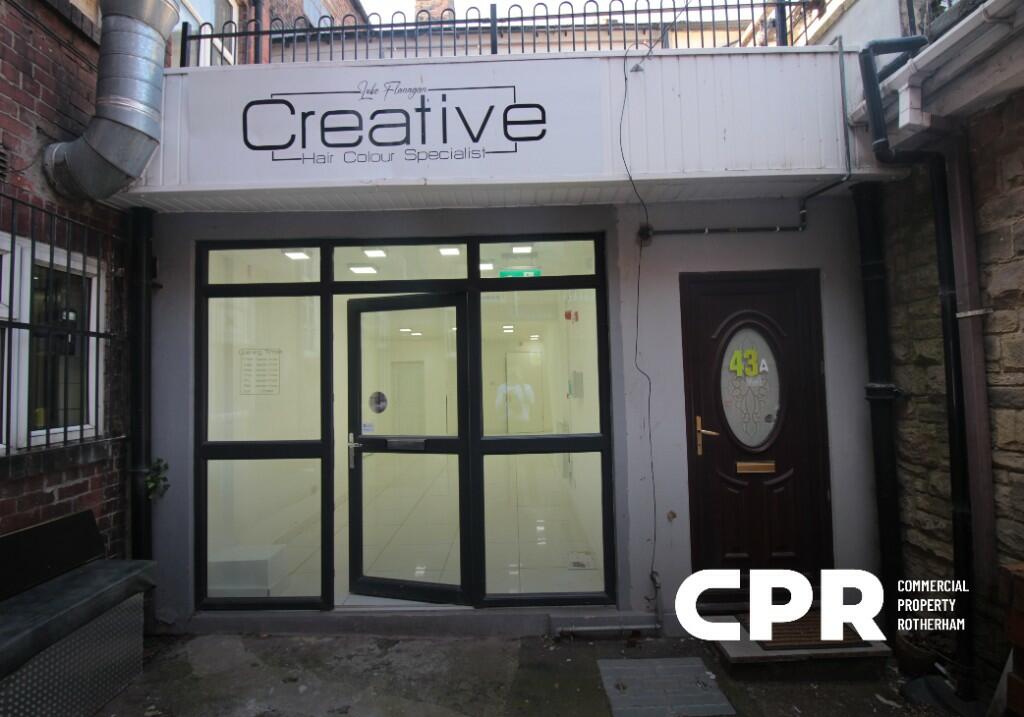 High street retail property to lease in Unit B, Rear of 43 Bridgegate ...