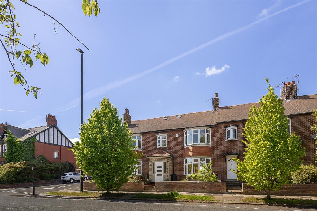 4 bedroom terraced house for sale in Wingrove Road, Fenham, Newcastle ...
