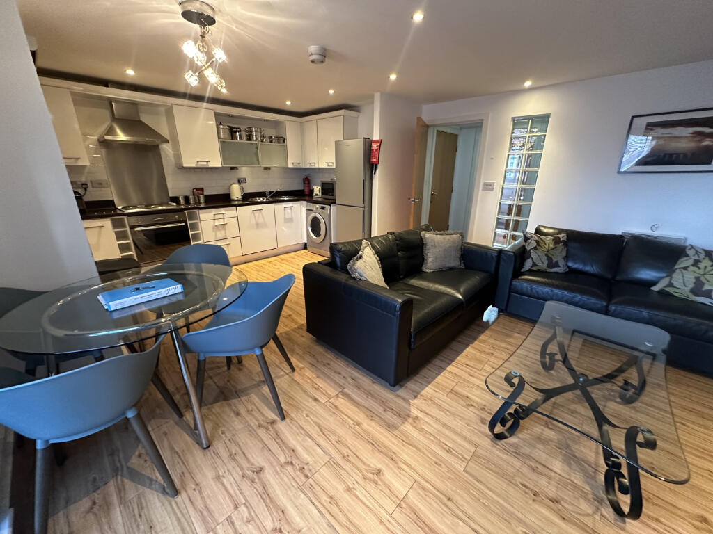 2 bedroom apartment for rent in Scott Court, Central Way, Warrington ...