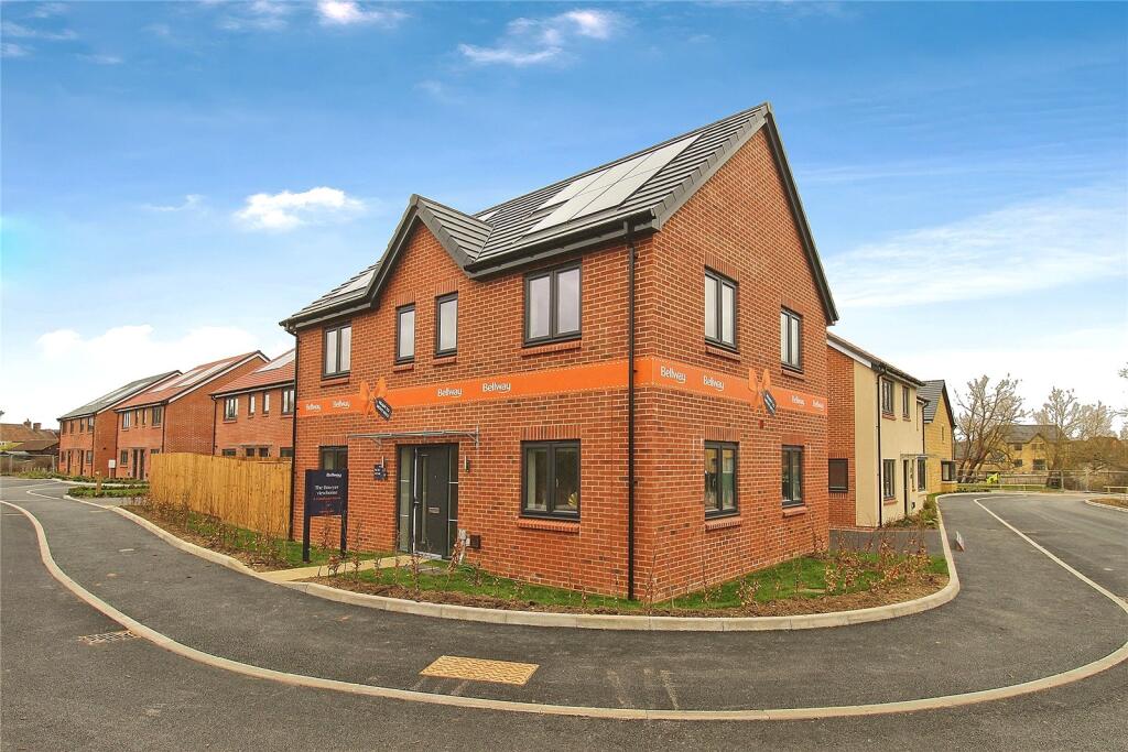 4 bedroom detached house for sale in Plot 40, Weavers Meadow ...