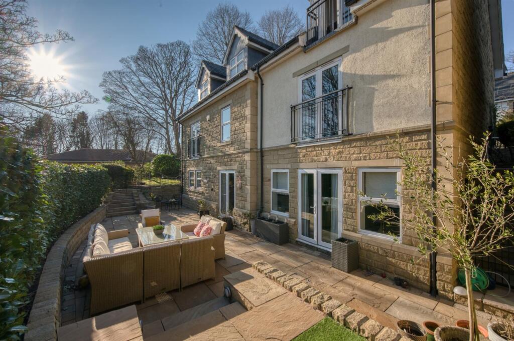 5 bedroom detached house for sale in Barncliffe Mews, Fulwood ...