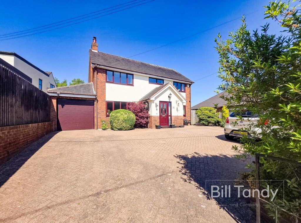 4 bedroom detached house for sale in Hood Lane, Armitage, Rugeley, WS15