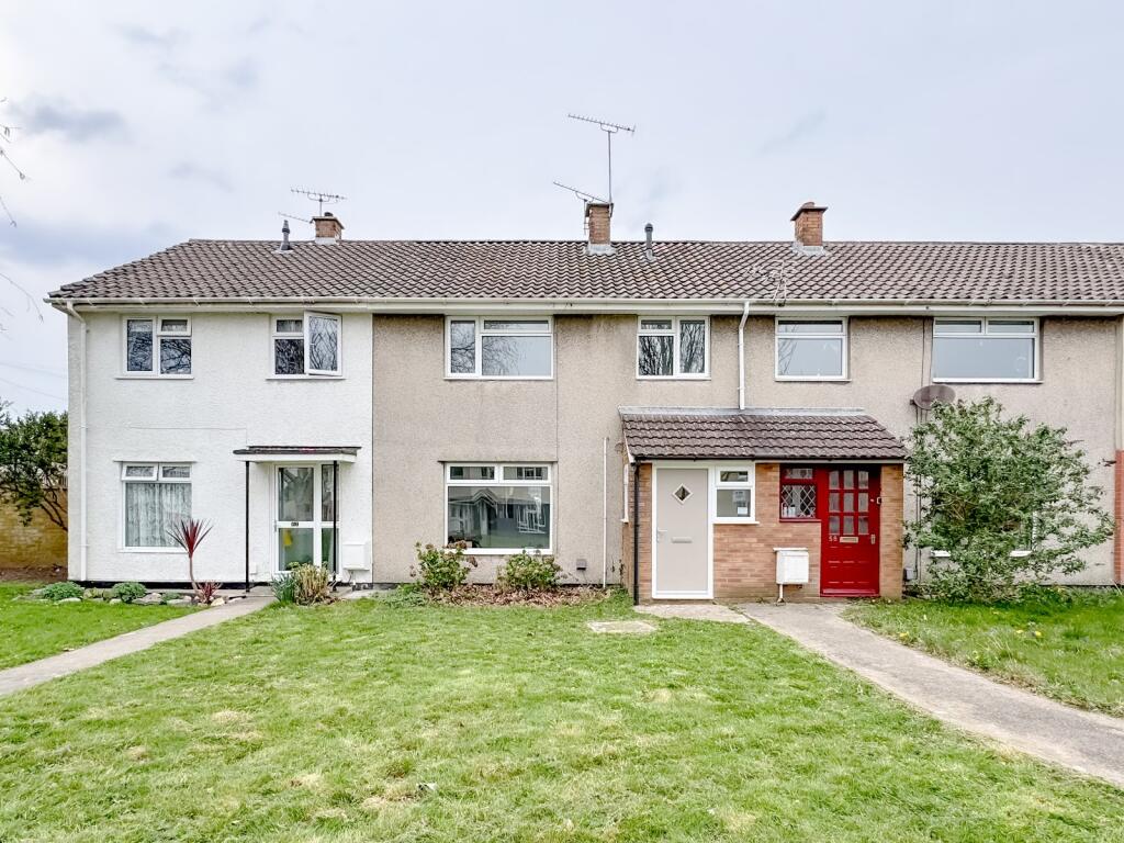3 bedroom terraced house for rent in Arlingham Way, Patchway, Bristol ...