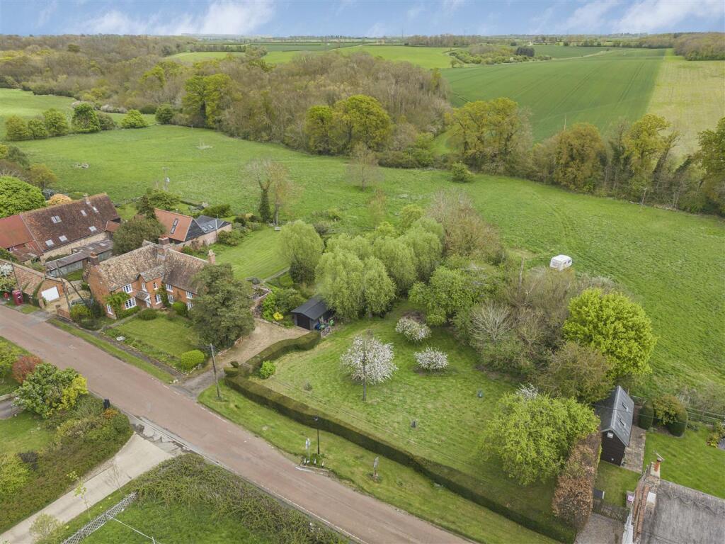 5 bedroom detached house for sale in High Street, Knapwell, CB23