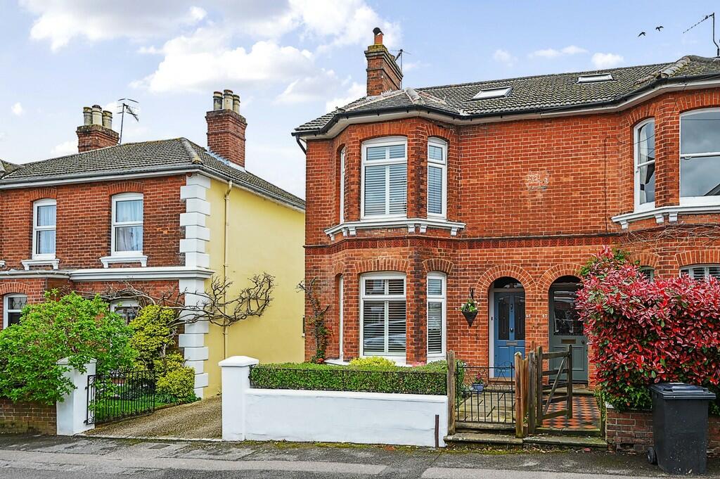 3 Bedroom Semi Detached House For Sale In Prospect Road Southborough Tn4