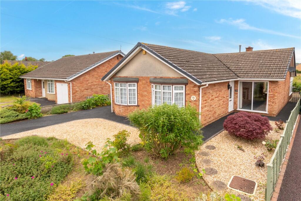 4 bedroom bungalow for sale in Springfield Road, Ruskington, Sleaford ...