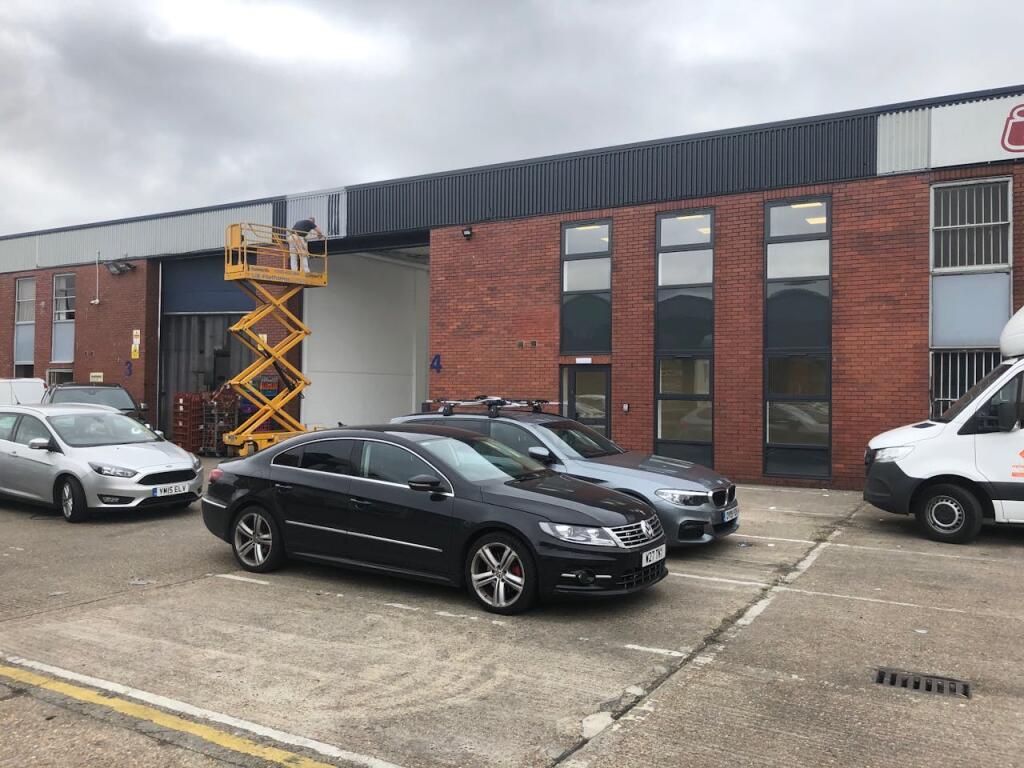 Warehouse to lease in Unit A4, 125 Brantwood Road, Tottenham, N17 0DX, N17