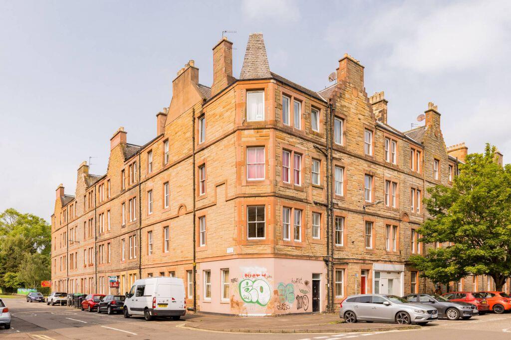 2 bedroom flat for sale in 49 1f2, Balfour Street, Leith, Edinburgh ...