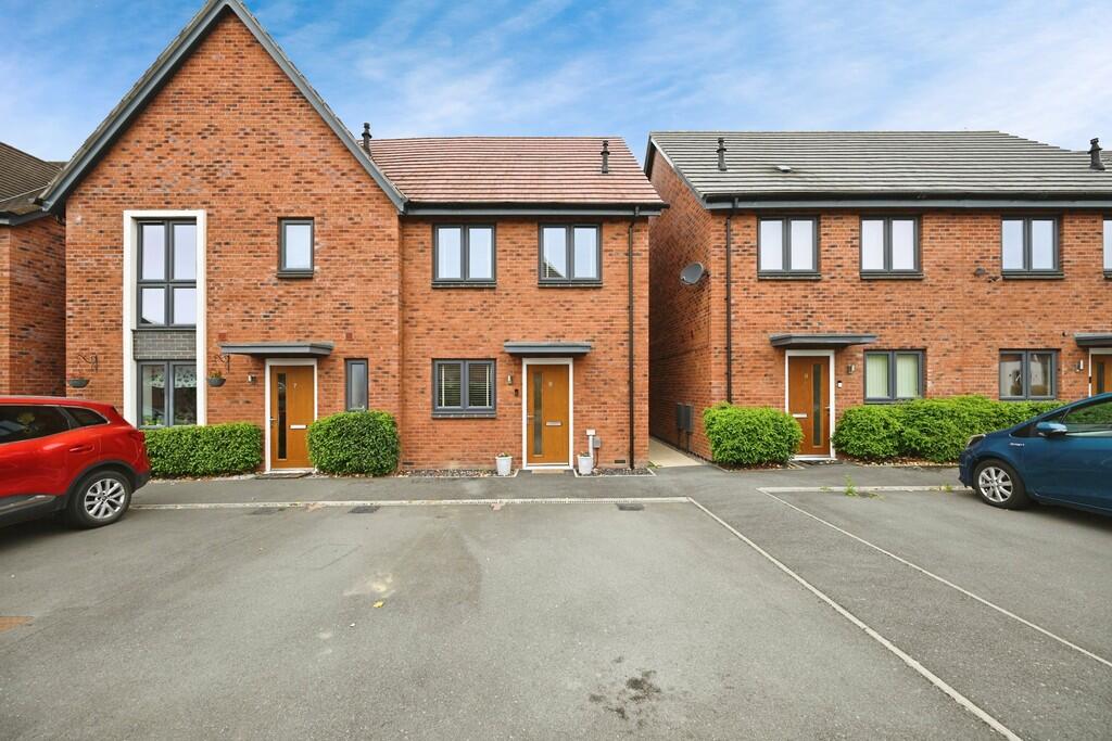 2 bedroom semi-detached house for sale in Shaughnessy Way, Houlton, Rugby, CV23