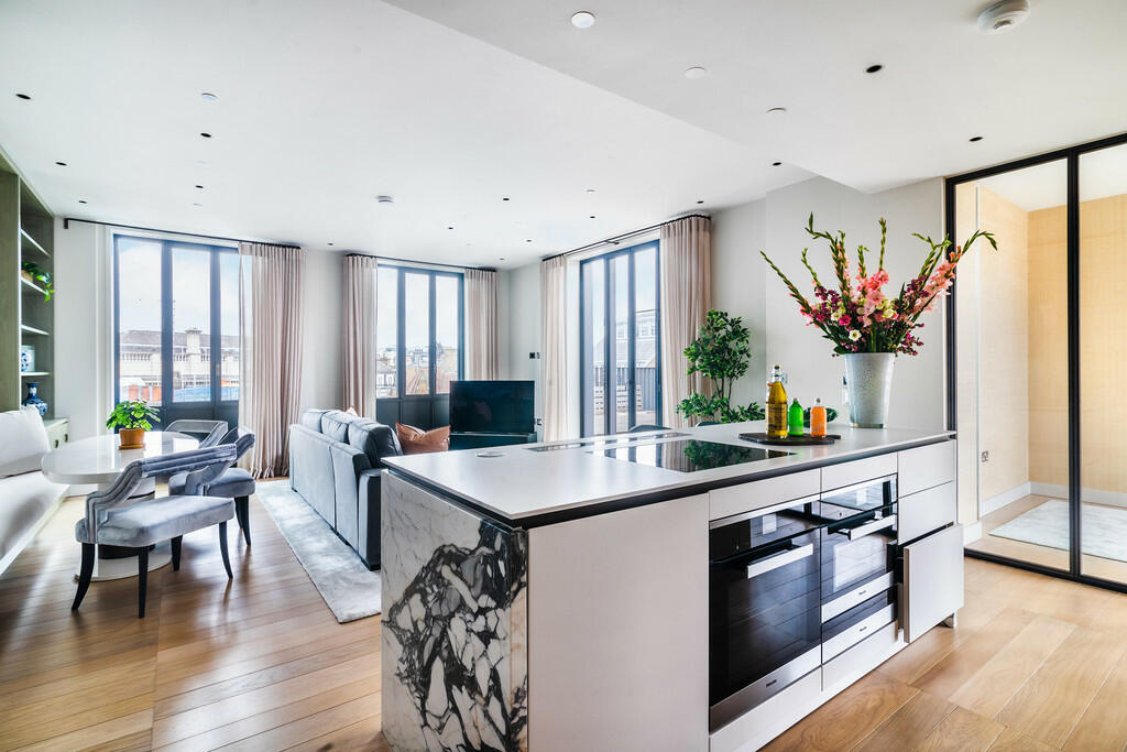 3 bedroom apartment for sale in Floral Court, Covent Garden WC2, WC2E