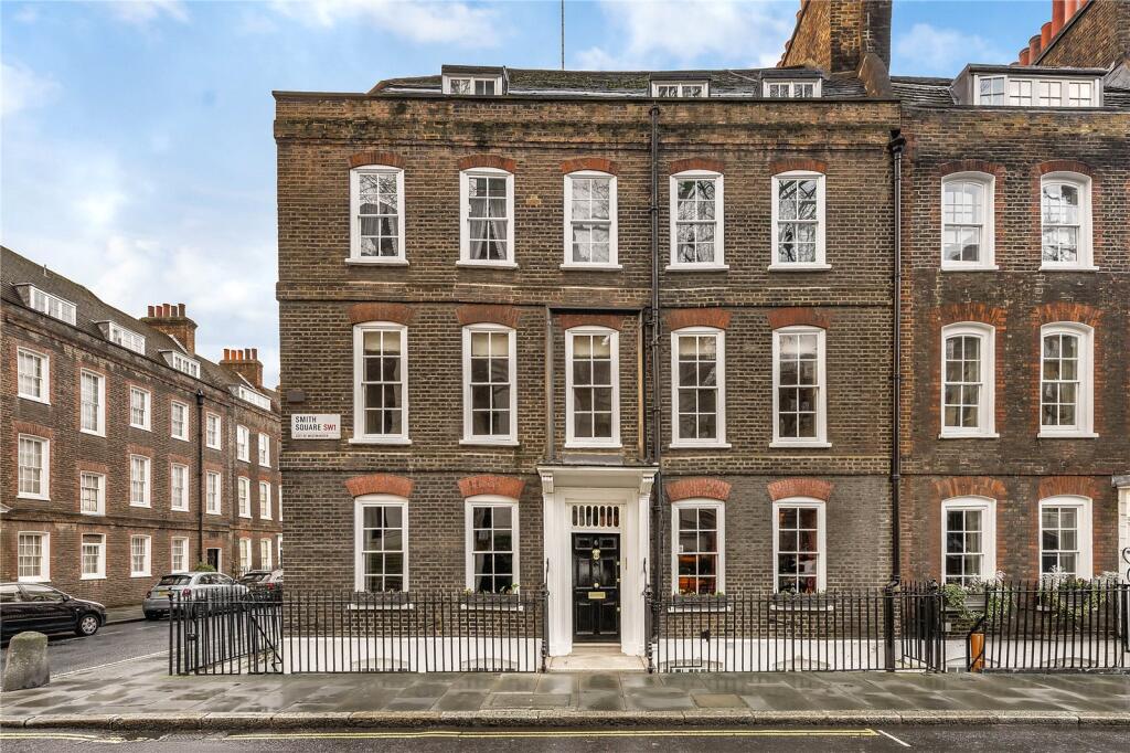 5 bedroom terraced house for sale in Smith Square, London, SW1P