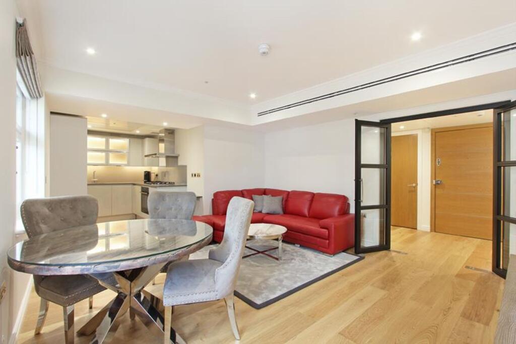 1 bedroom apartment for sale in North Row, London, W1K