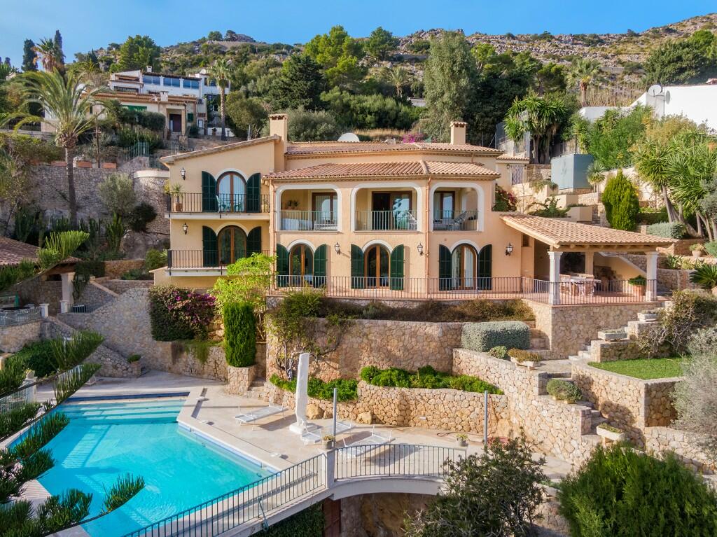 6 bedroom villa for sale in Balearic Islands, Mallorca, Pollensa, Spain