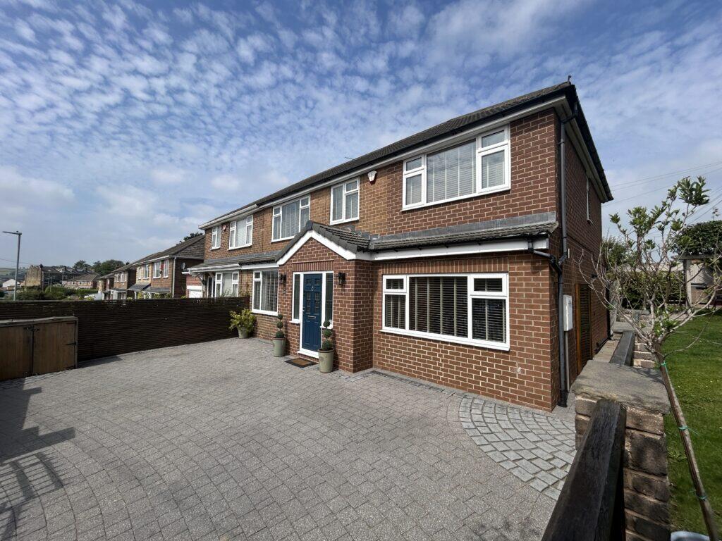 5 bedroom semi-detached house for sale in West Royd Avenue, Mirfield ...