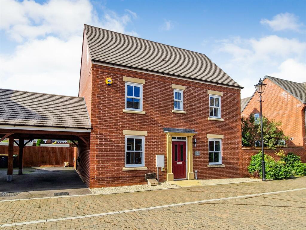 3 bedroom detached house for sale in Alwin Court, Great Denham, Bedford ...