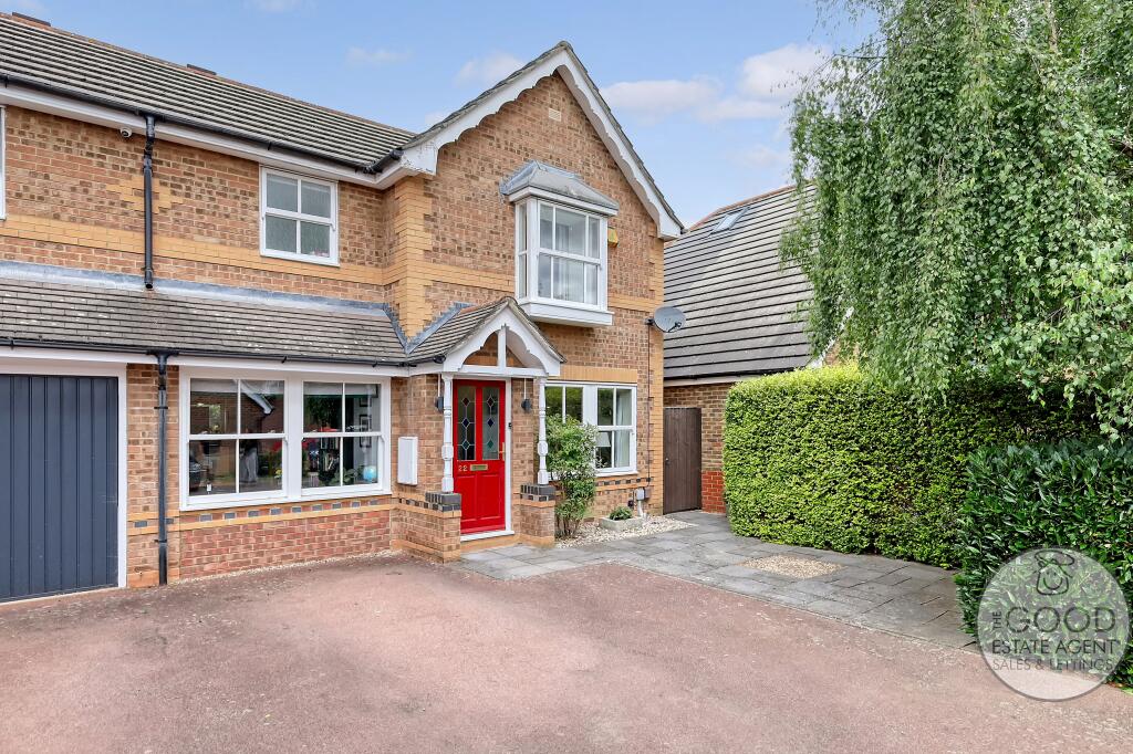 3 bedroom semi-detached house for sale in Roding Gardens, Loughton, IG10