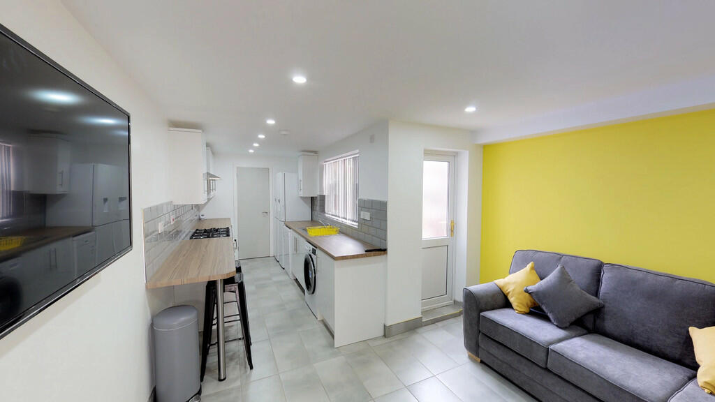 1 bedroom house share for rent in Room 1 of 5 Humber Avenue, Coventry ...