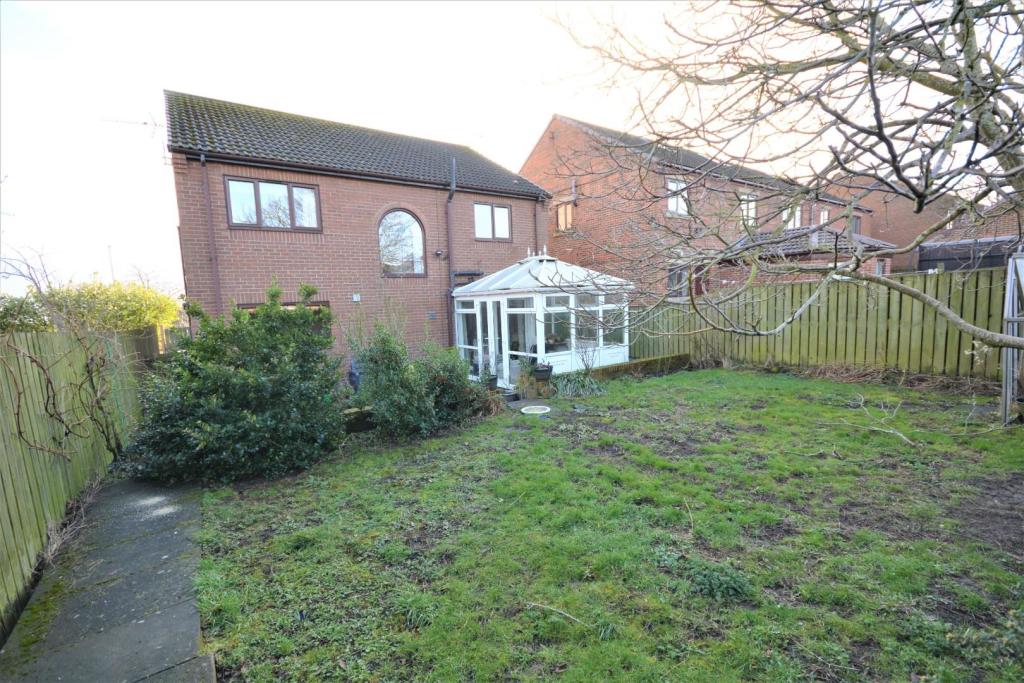 4 bedroom detached house for sale in Meadowcroft, Cockfield, Bishop ...