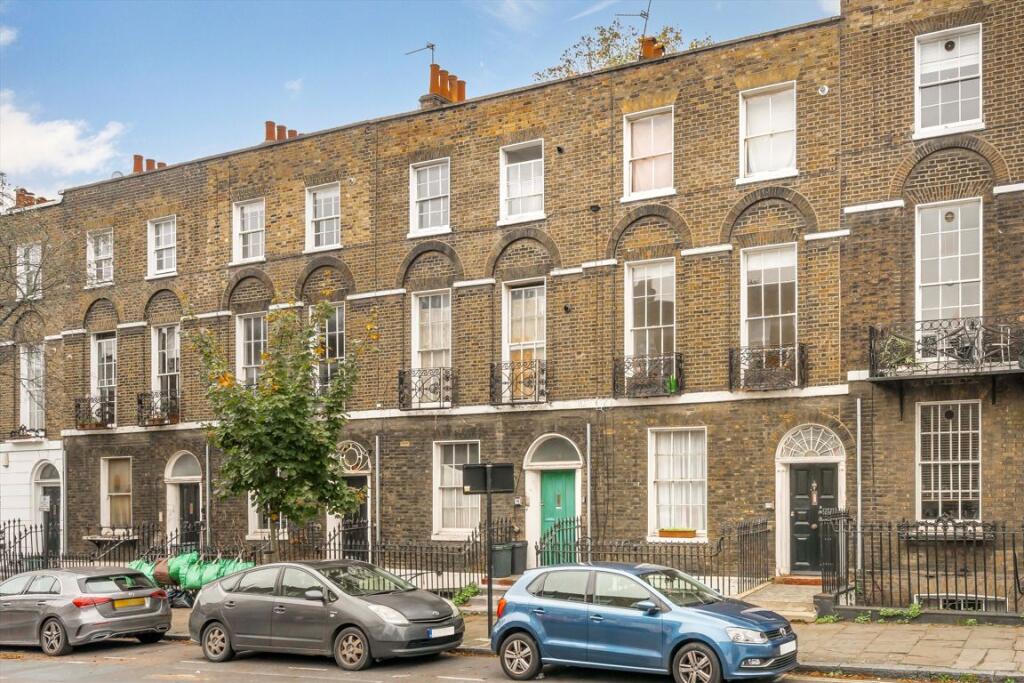 1 bedroom flat for sale in Amwell Street, Islington, EC1R