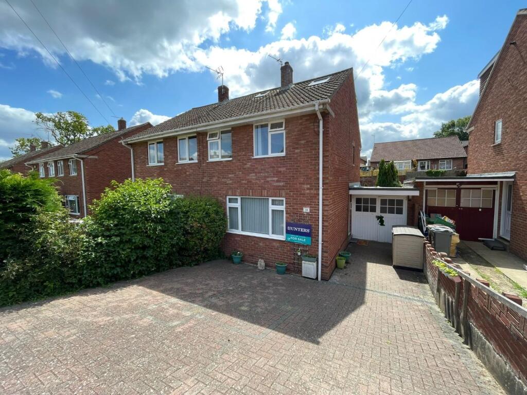 4 bedroom semi-detached house for sale in Nasse Court, Cam, GL11 5LX, GL11