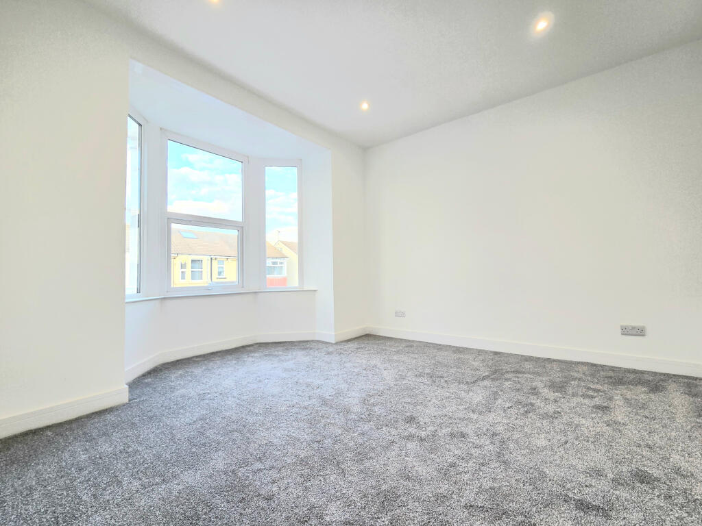 1 bedroom house share for rent in Langstone Road, Portsmouth, PO3