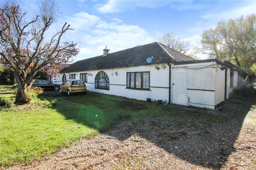 5 bedroom bungalow for sale in Brentwood Road, Bulphan, Upminster ...