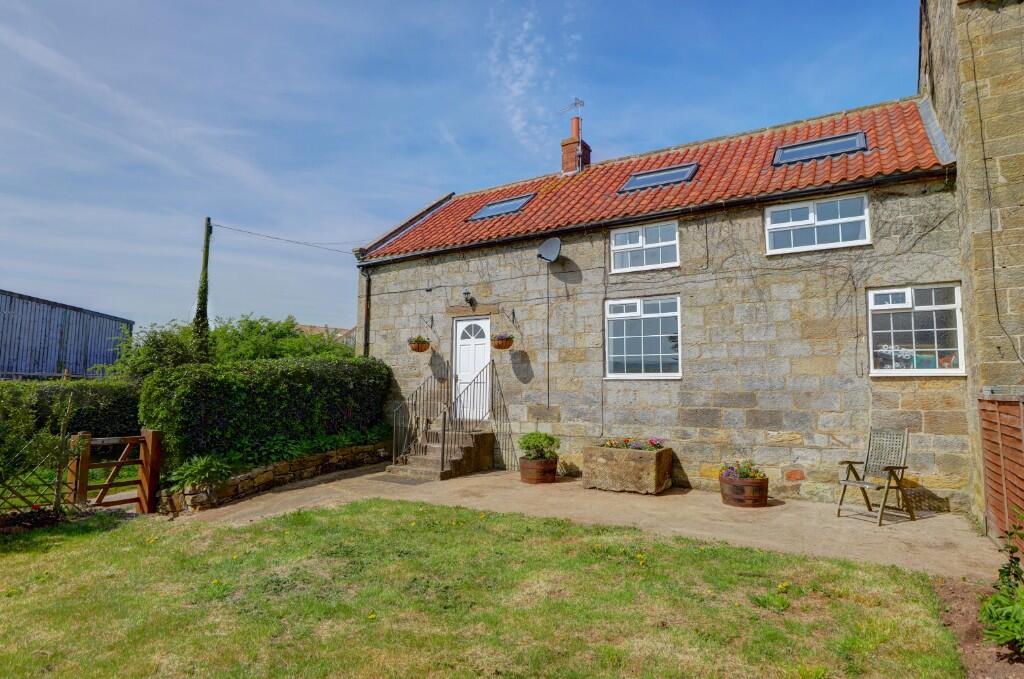 3 bedroom semi-detached house for sale in Low Farm Cottage, 25 Low Lane ...