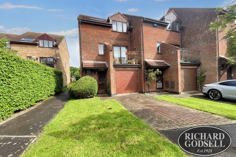 4 bedroom town house for sale in Mudeford Christchurch , BH23