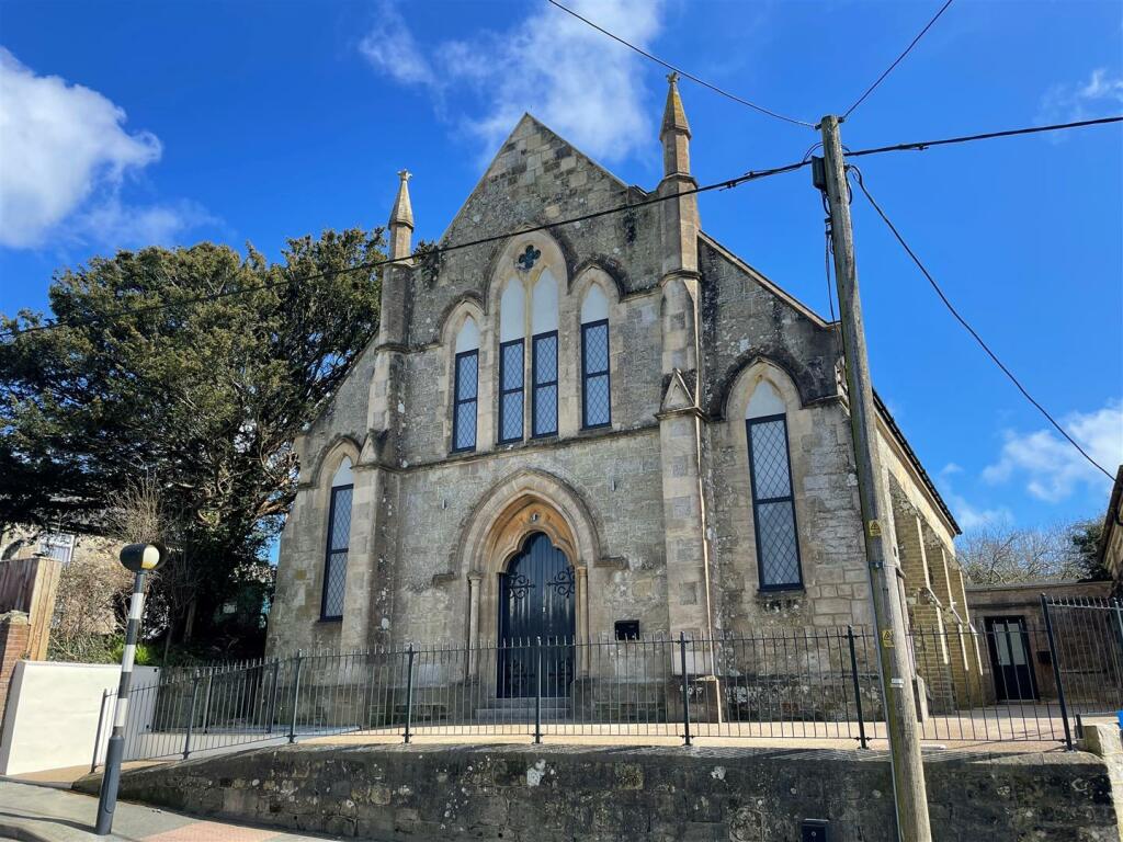 2 bedroom semi-detached house for sale in High Street, Wroxall, Ventnor ...