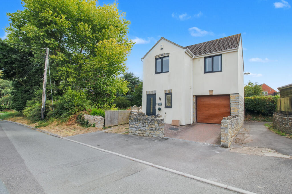 3 bedroom detached house for sale in Middle Street, Puriton, TA7