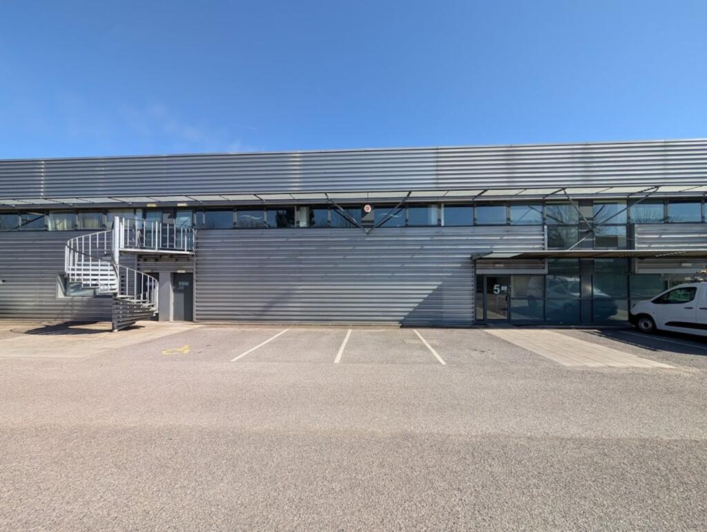 Light industrial facility to lease in Unit 5 The Nelson Centre ...