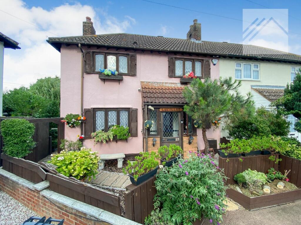 2 Bedroom Terraced House For Sale In Sutton Road Barking Ig11