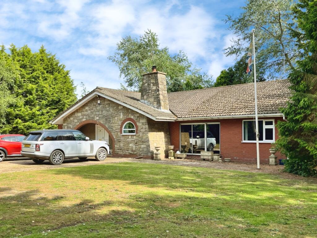 4 bedroom detached bungalow for sale in New Bungalow, Church Lane ...