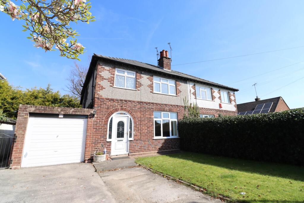 3 bedroom semi-detached house for sale in Hadlow Lane, Neston, CH64