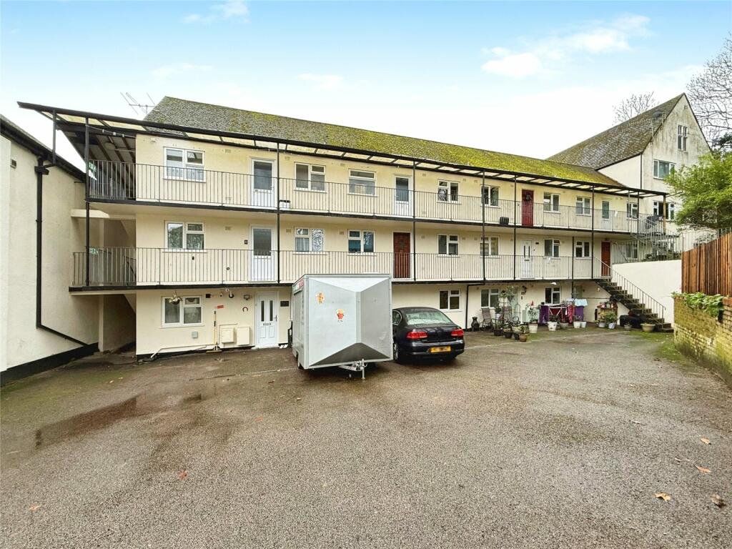 1 bedroom apartment for sale in Belstead Avenue, Ipswich, Suffolk, IP2