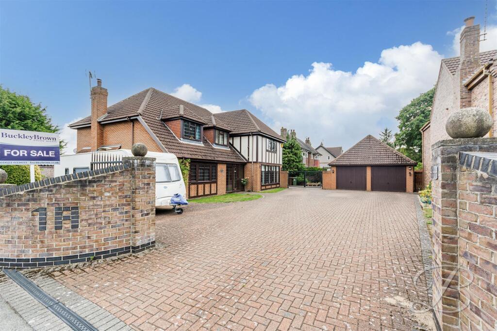 6 bedroom detached house for sale in Clipstone Drive, Forest Town ...