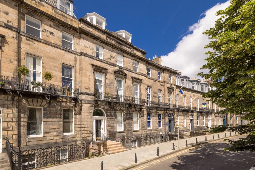2 bedroom flat for sale in 3F/17 Coates Crescent, West End, EH3 7AF, EH3