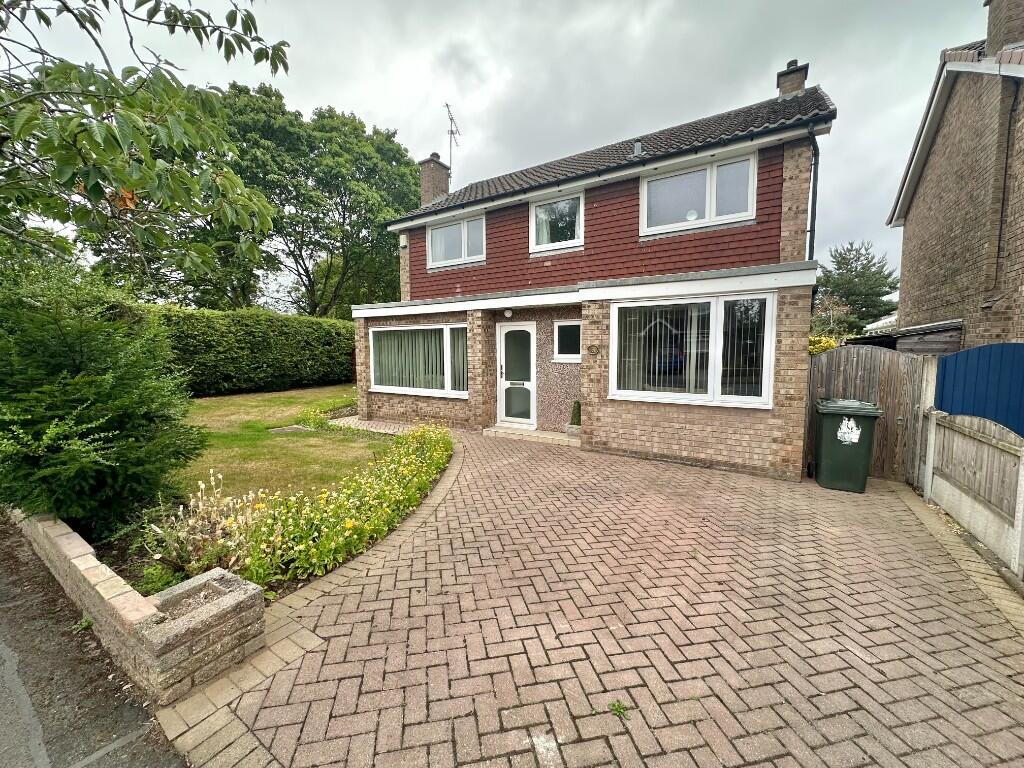 3 bedroom detached house for sale in Wetherby Way, Little Sutton, CH66